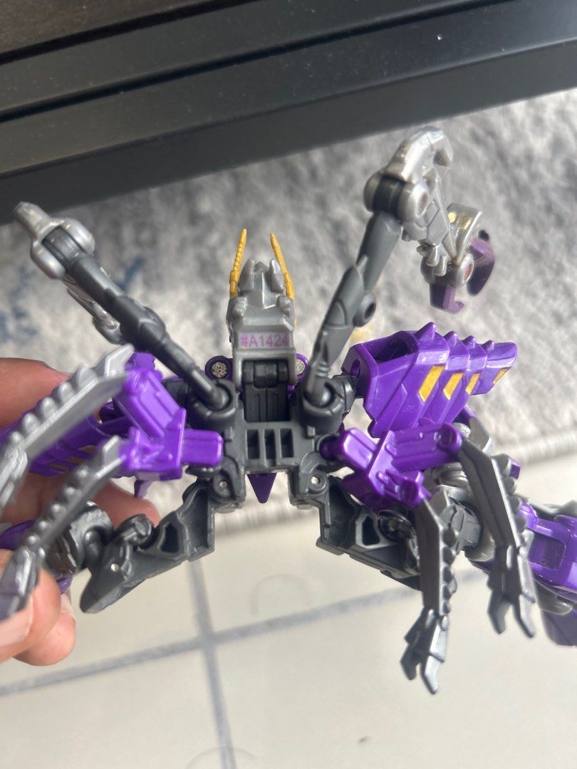 Transformers Kickback, Hobbies & Toys, Toys & Games on Carousell