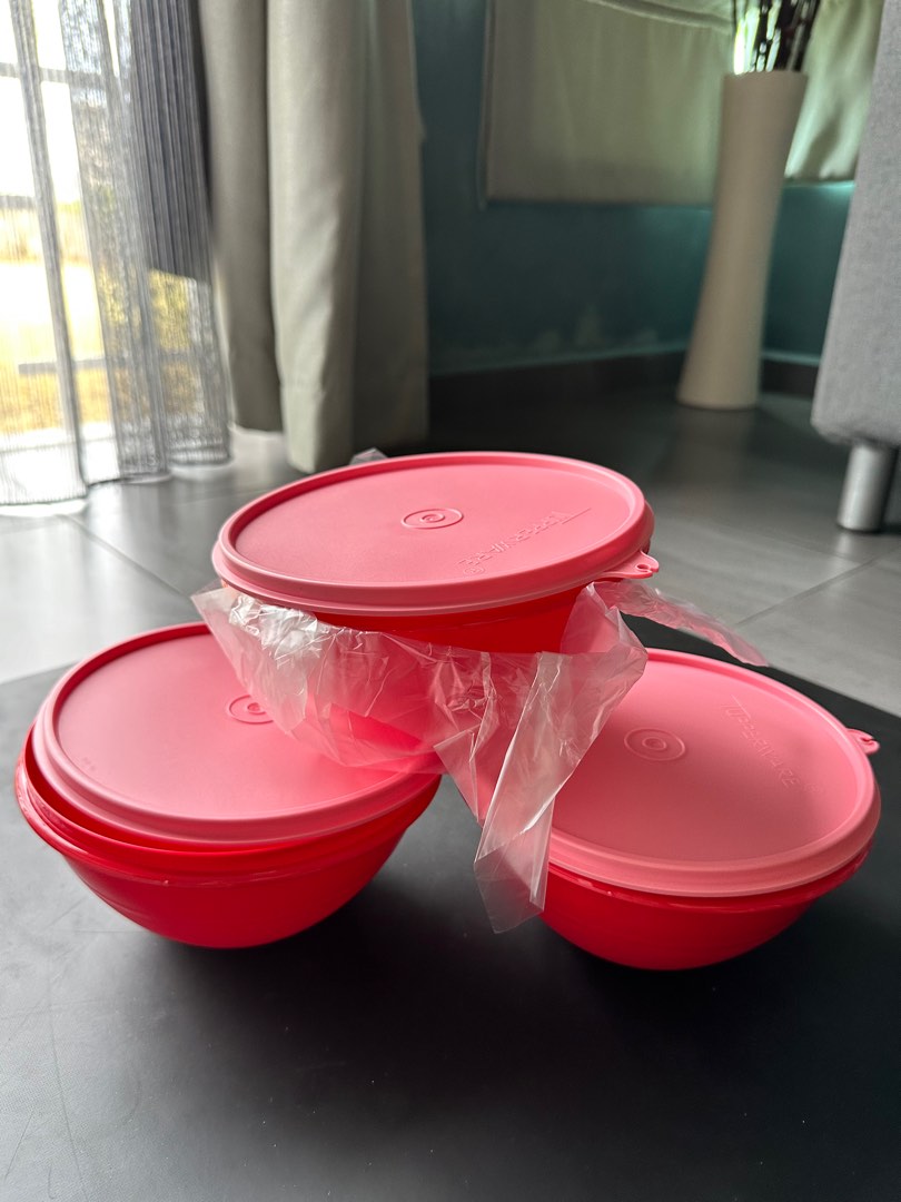 Tupperware Salad Bowl (Brand New‼️), Furniture & Home Living ...