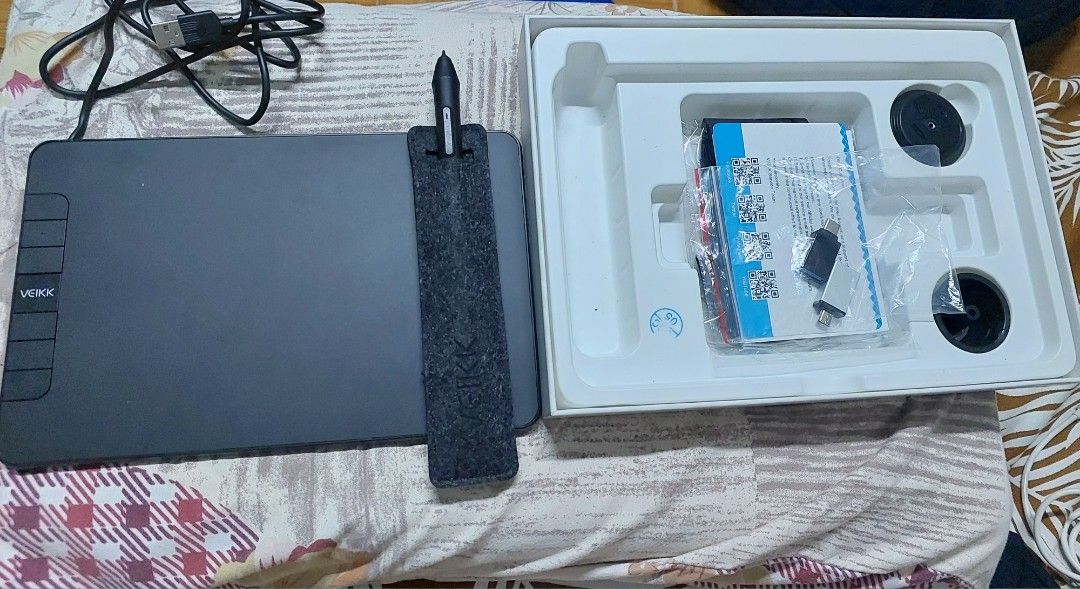 VK640 Drawing Tablet (+freebie stickers), Mobile Phones & Gadgets ...