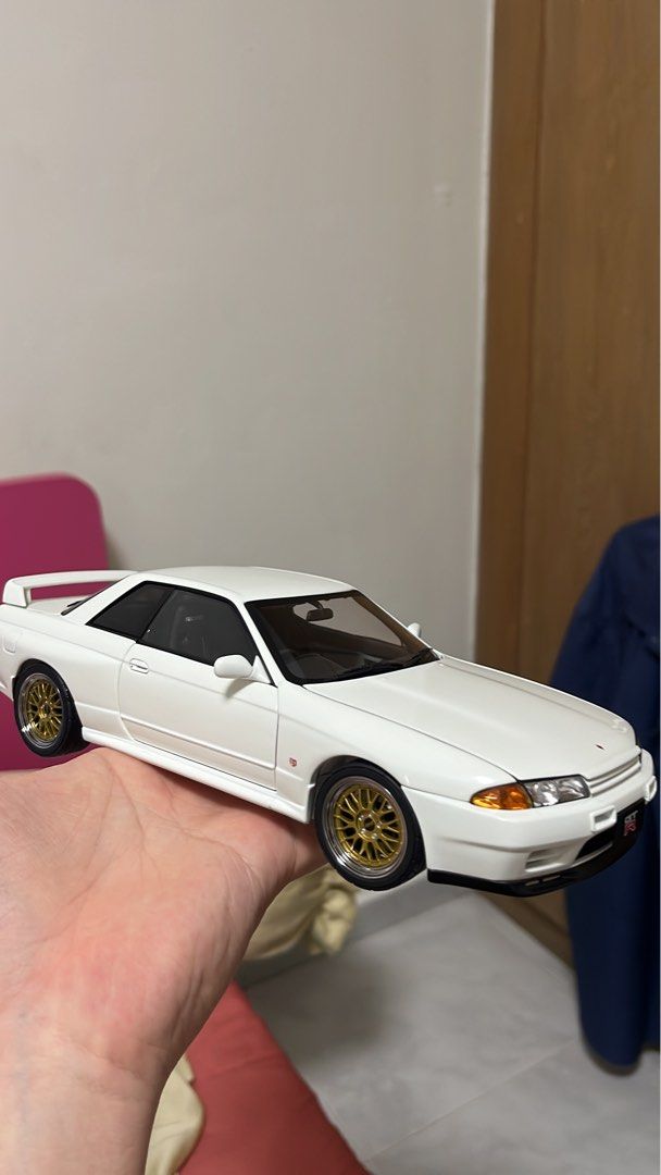 1/18 AutoArt R32 GTR white with bbs lm rim, Hobbies & Toys, Toys ...