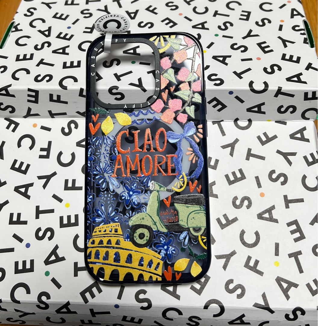 現貨 全新 正版 Casetify iPhone 15 Pro Magsafe 經典藍 Ciao Amore 有QR code可認證, 手提 ...