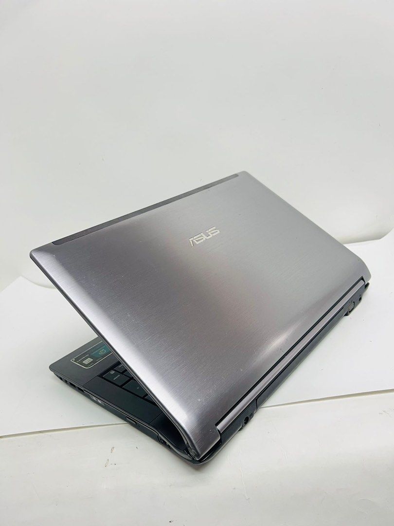 Asus i7 Gaming Laptop like new With Dual Graphic Nvidia Win 11 Pro ...