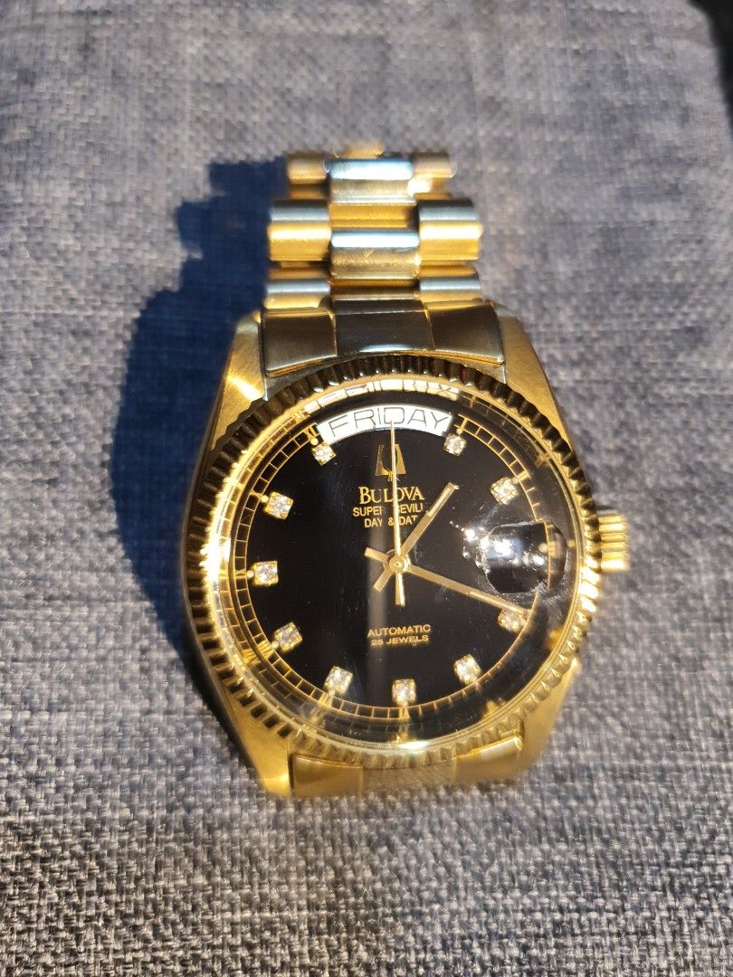 Vintage Bulova Super Seville Day & Date, Men's Fashion Vintage Bulova Super Seville Day & Date, Men's Fashion