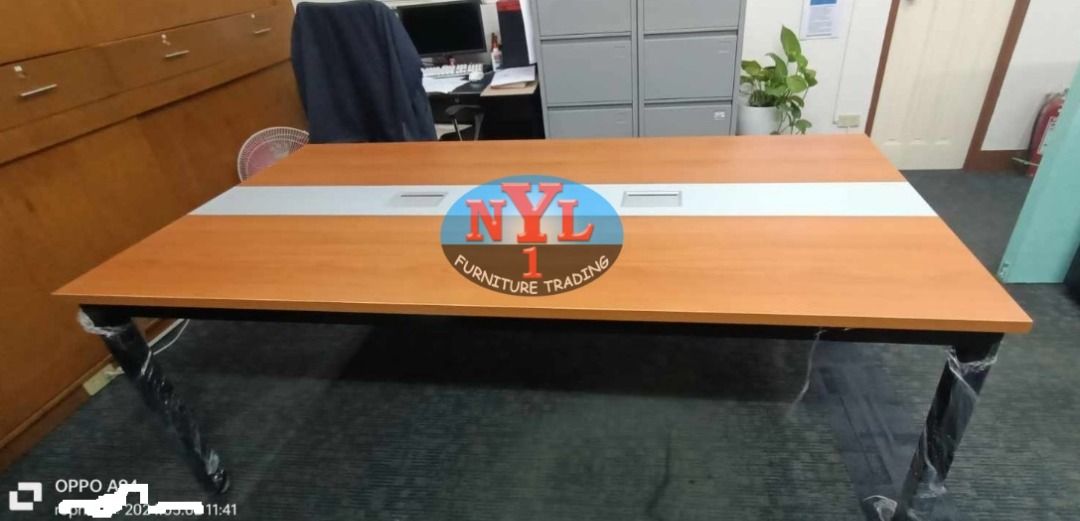 CONFERENCE TABLE METAL LEGS / OFFICE DIVIDER /PARTITION, Furniture ...