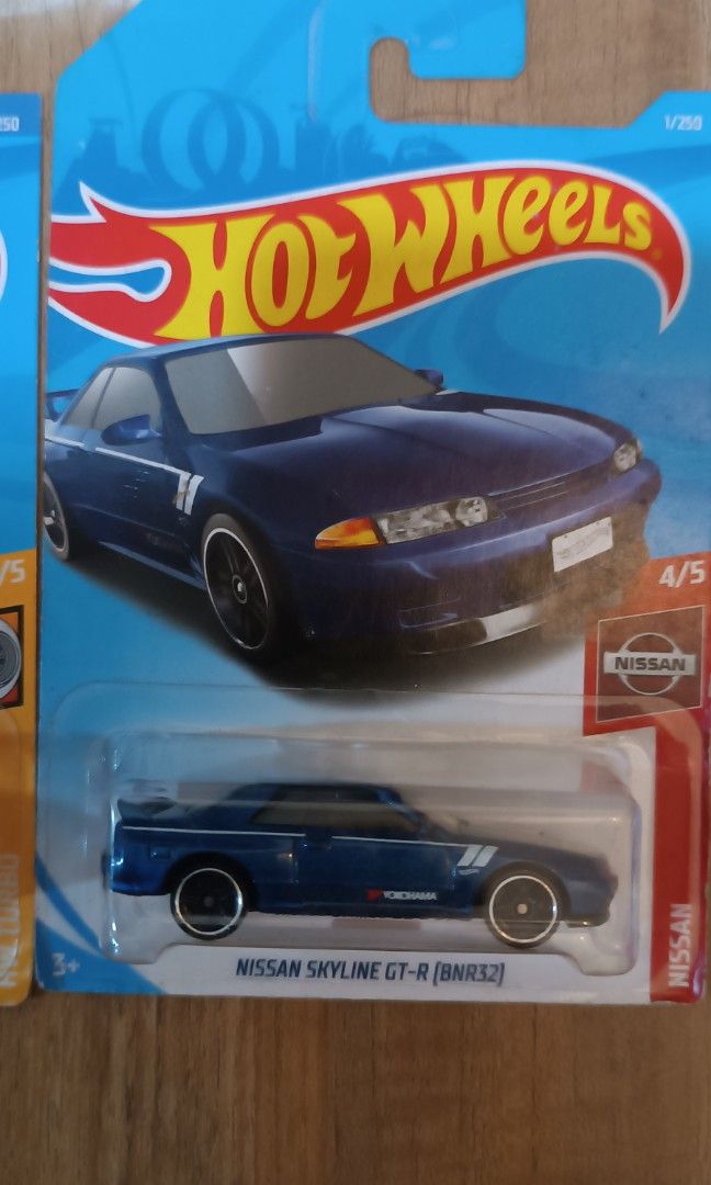 Hot wheels Nissan Skyline GTR R34 R33 R32, Hobbies & Toys, Toys & Games ...