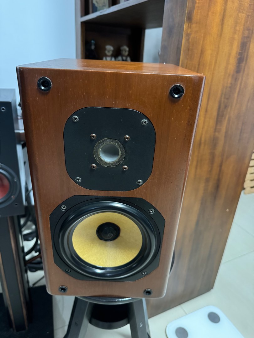 Jm lab speaker, Audio, Soundbars, Speakers & Amplifiers on Carousell