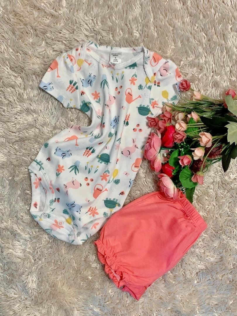 Original CARTER'S Baby Girl Garden Themed Onesie and Bloomer Set for 9-12 mos., Babies & Kids ...