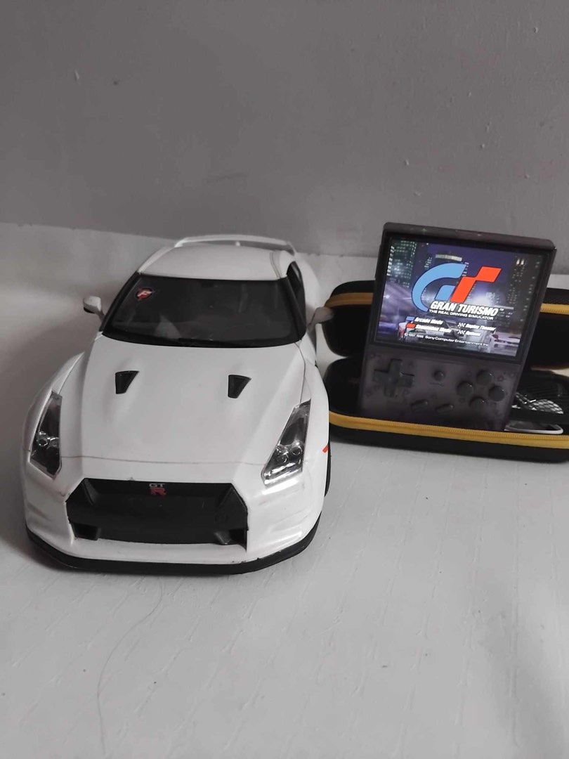 Skyline Remote Control Car 1/14 Scale, Hobbies & Toys, Toys & Games on ...