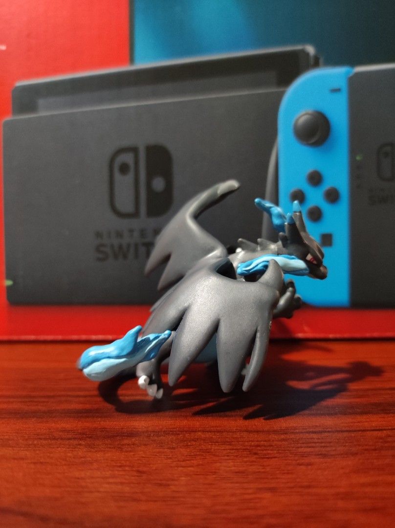 TOMY Pokemon Figure - Mega Charizard X (Dragon Claw Pose - Super Size ...