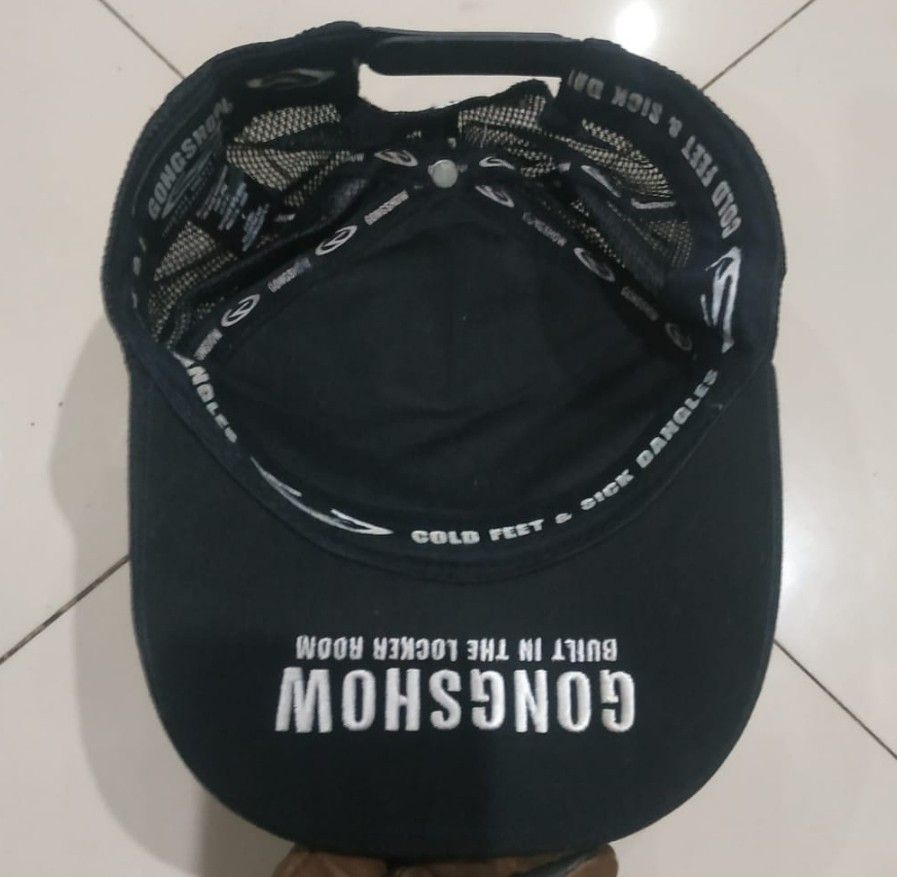 Topi Jaring Gong Show, Fesyen Pria, Aksesoris, Topi di Carousell