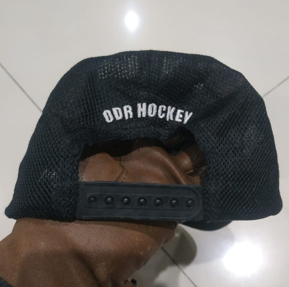 Topi Jaring Gong Show, Fesyen Pria, Aksesoris, Topi di Carousell