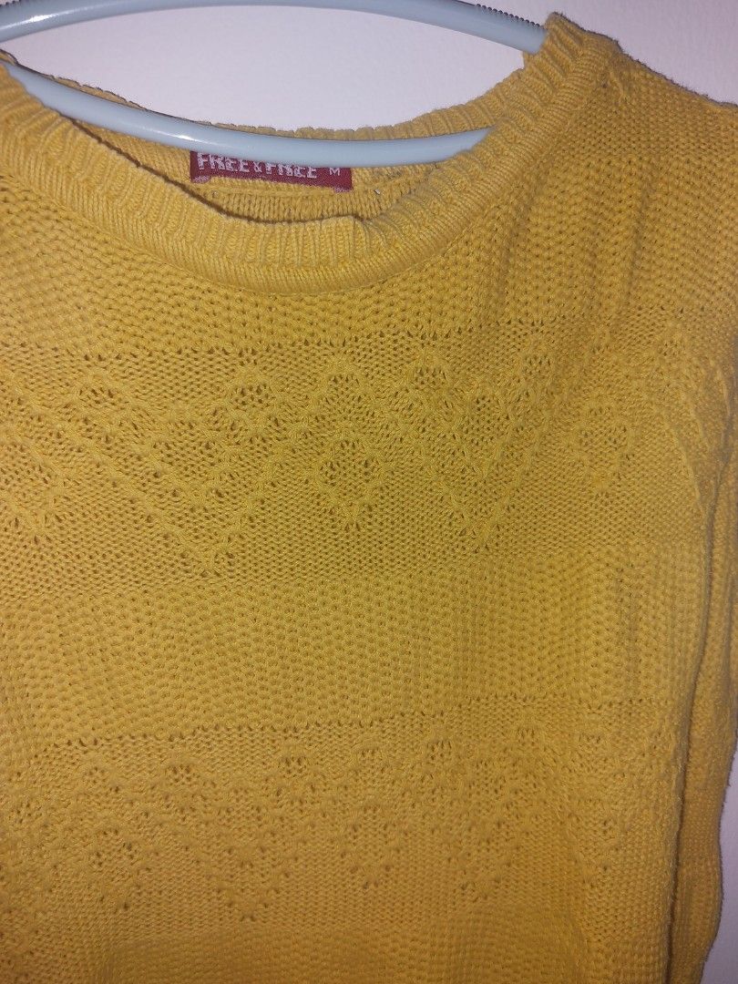Vest Kuning Mustard Vest Yellow Mustard mirip Vest Uniqlo, Fesyen ...