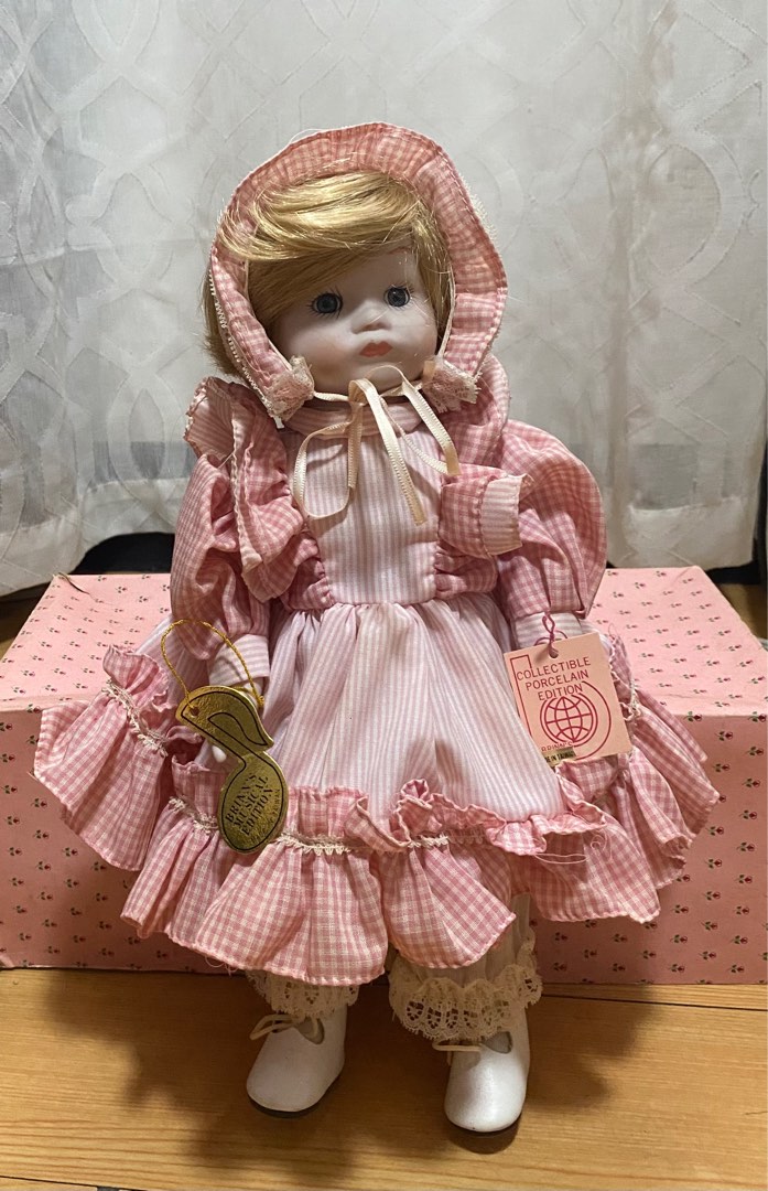 Vintage 1986 Brinn's Porcelain Edelweiss Doll, Hobbies & Toys ... Vintage 1986 Brinn's Porcelain Edelweiss Doll, Hobbies & Toys ...