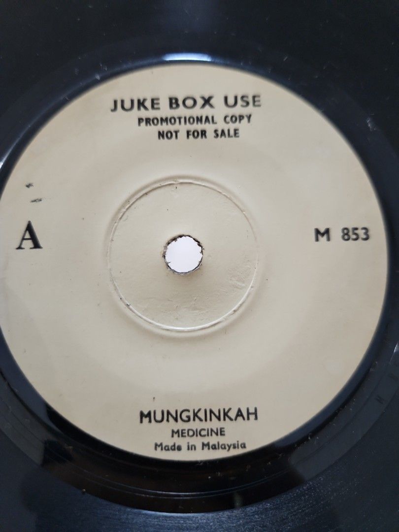 7) Piring Hitam Jukebox Melayu STRANGER/MEDICINE/ELLA/MAY/EDA/RUHIL ...