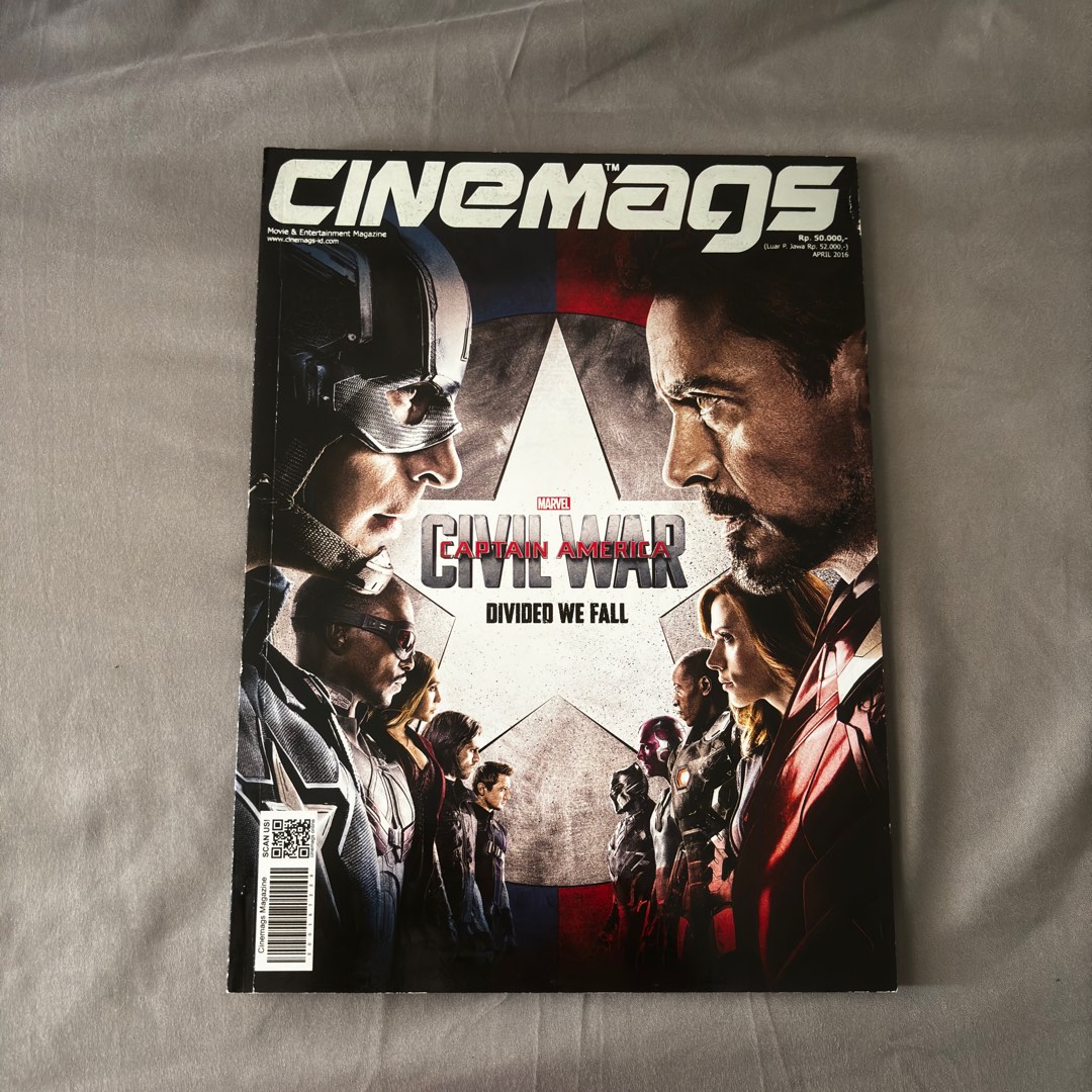Cinemags Captain America Cover (201), Buku & Alat Tulis, Majalah ...