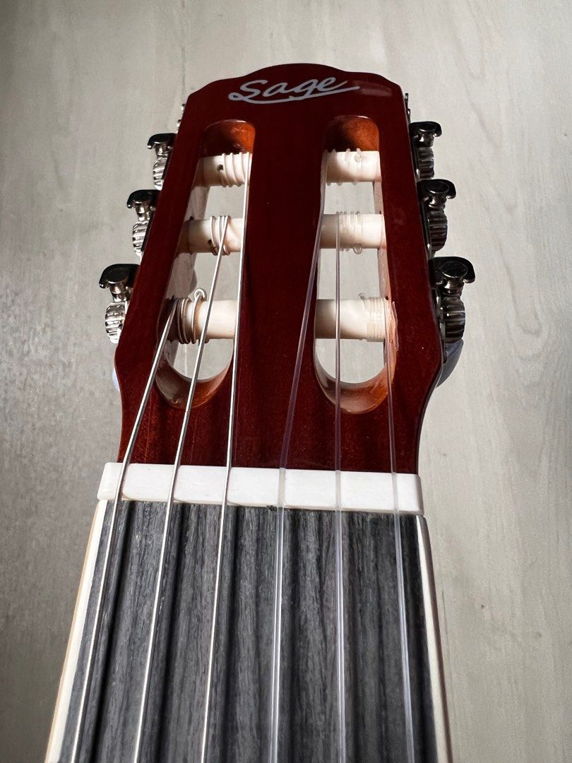 Classical guitar standard size, Hobbies & Toys, Music & Media, Musical ...
