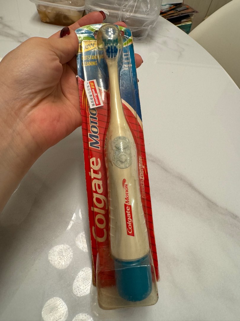 Colgate Motion 電動牙刷 （包裝比較舊）介意勿買, 美容＆個人護理, 健康及美容 - 口腔護理 - Carousell