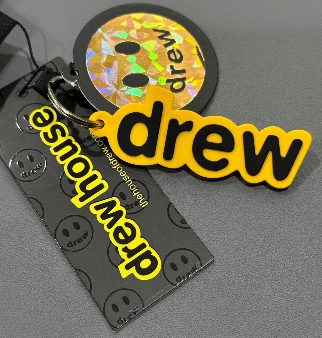 Drew Logo Oversized Tshirt, Fesyen Wanita, Pakaian Wanita, Atasan di ...