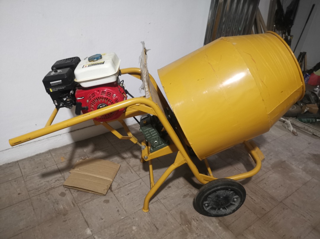 Like New Concrete / Cement / Simen Mixer Mesin (Johor Bahru ...