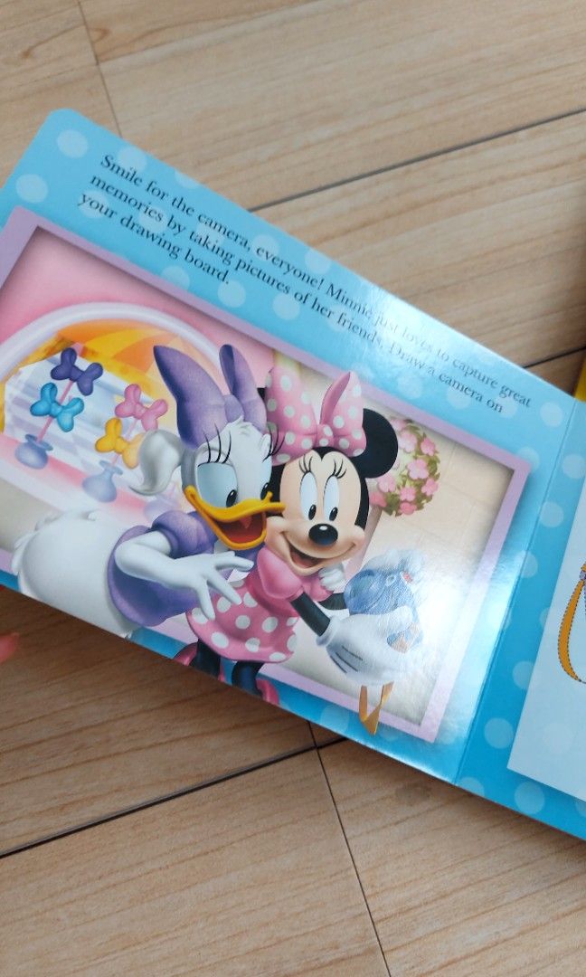 Minnie Mouse Magnetic Drawing Book, Hobbies & Toys, Toys & Games on ...