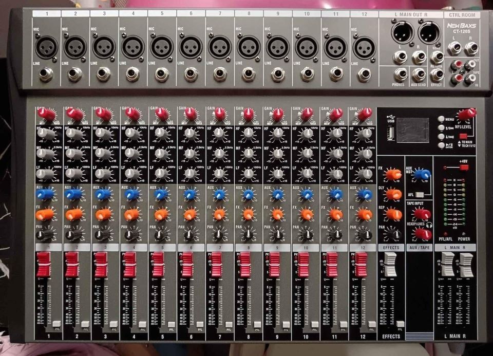 Mixer kosong 12 channel. Ada Bluetooth dan usb, Hobbies & Toys, Music ...