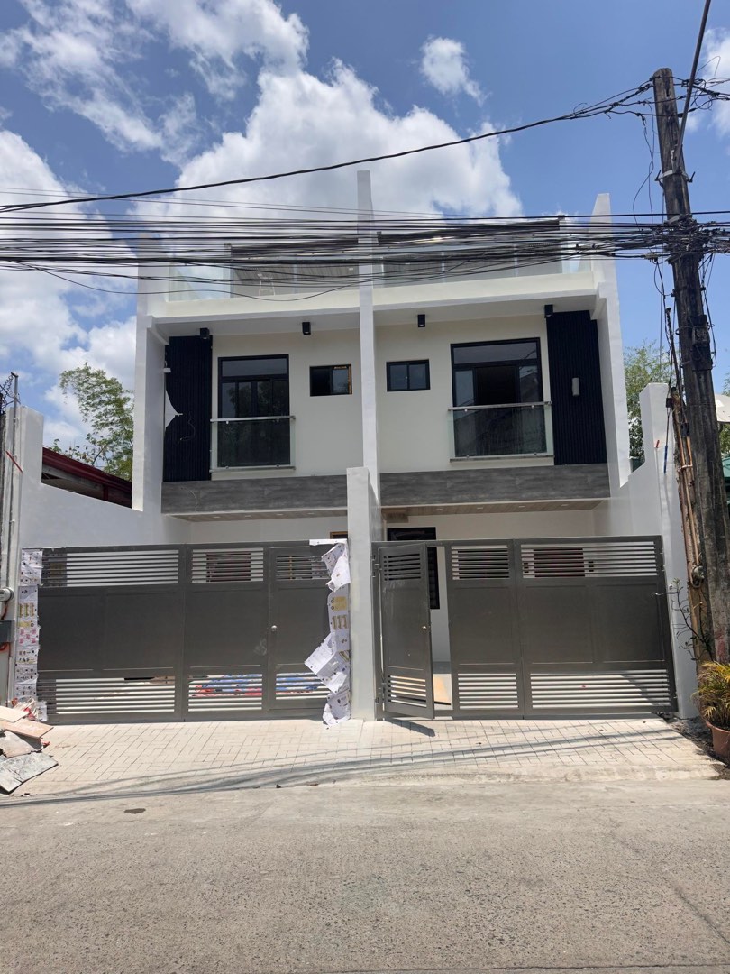 Ready for occupancy house in Crestview lower Antipolo WITH ROOF DECK ...
