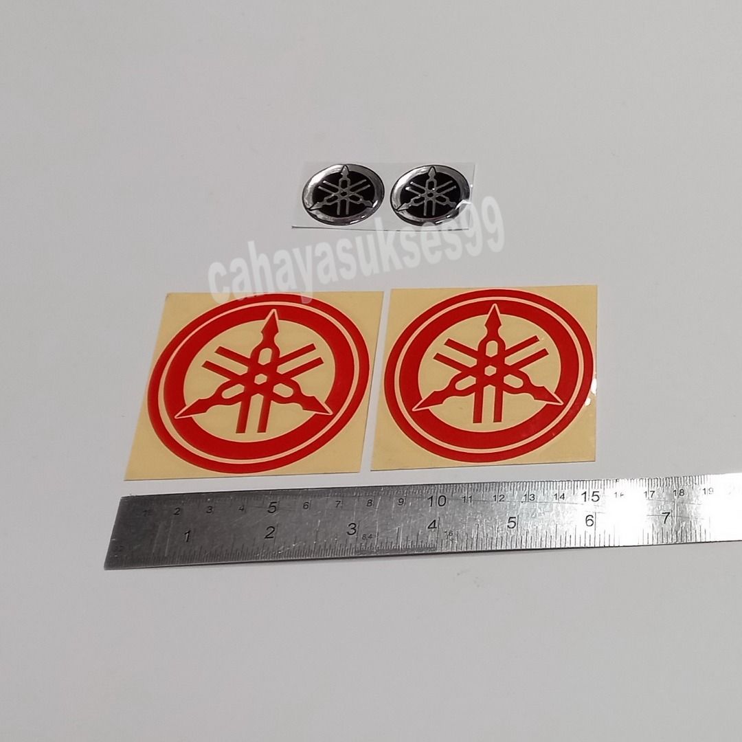 Sticker Timbul Logo Yamaha Bulat Kecil 3cm Stiker Emblem Motor Cutting ...