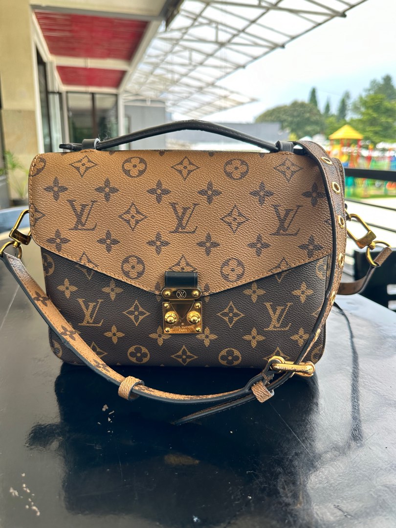 Tas LV Metis Monogram 2 tone TH0075, Barang Mewah, Tas & Dompet di Carousell