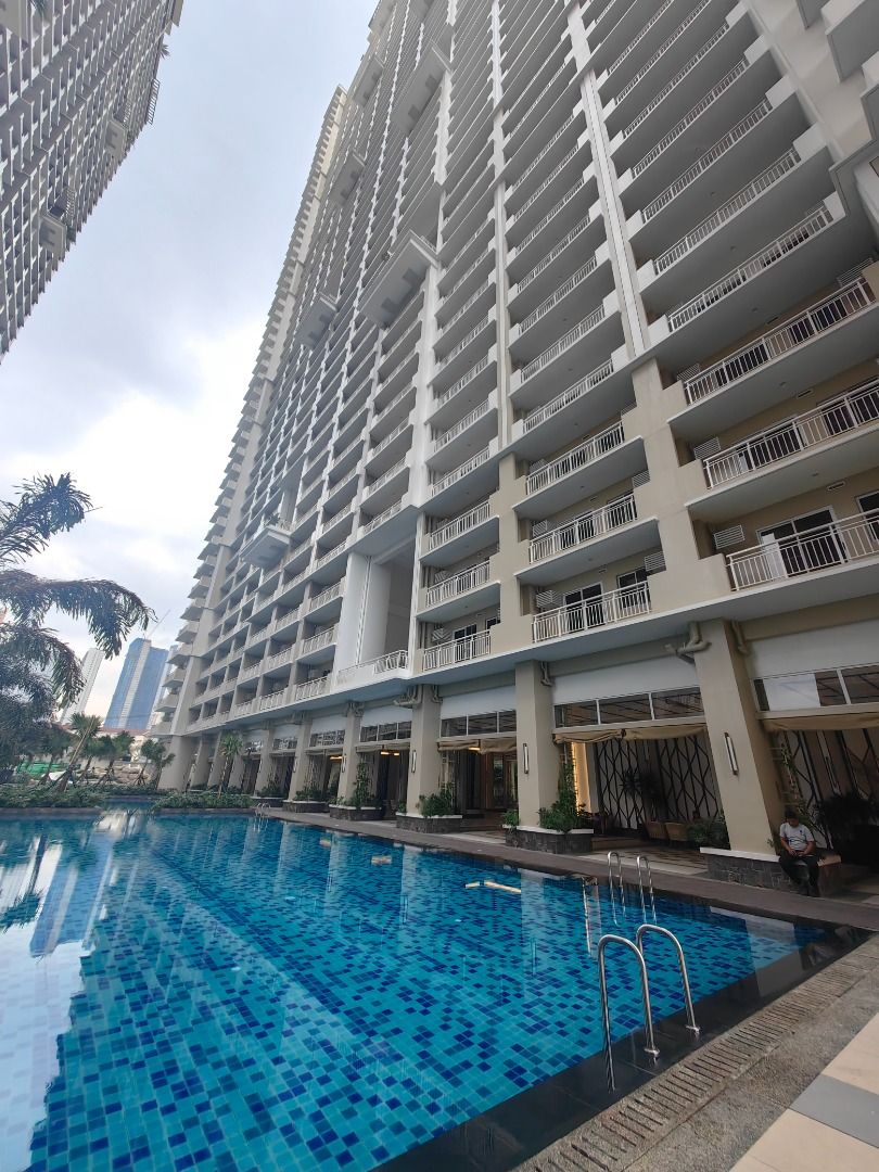 2bedroom 53.5sqm Bare Condo Unit with parking for Rent in Kapitolyo ...