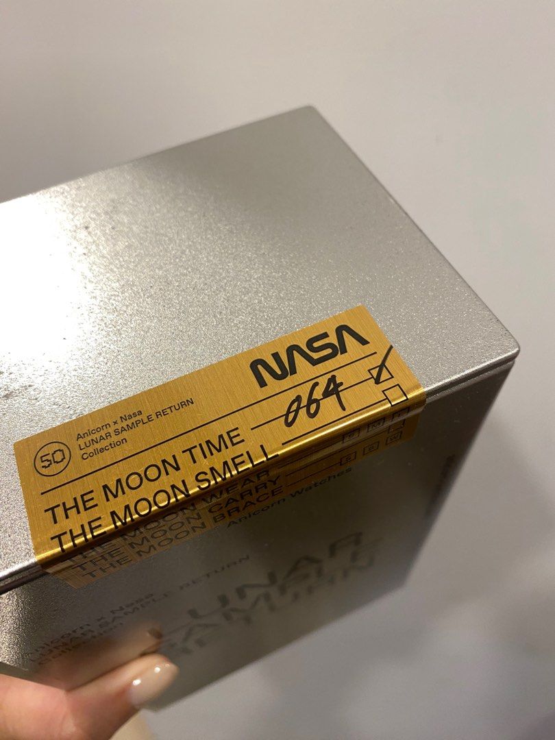 Anicorn x NASA "Lunar Sample Return" The Moon Time - LIMITED EDITION ...
