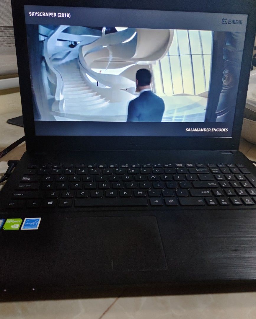 Asus PrO gaming laptop core i7 8th gen FULL HD NVIDIA GEFROCE ...