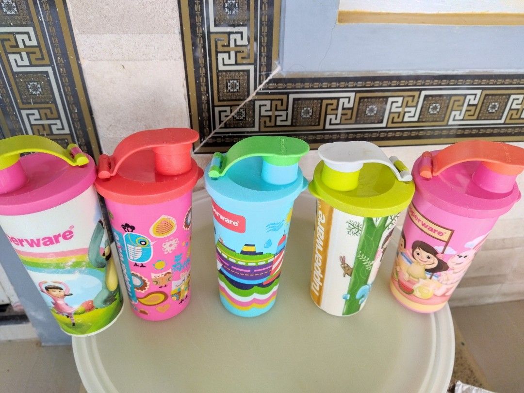 Botol Minum fun tumbler 360ml tupperware second preloved, Kitchen ...
