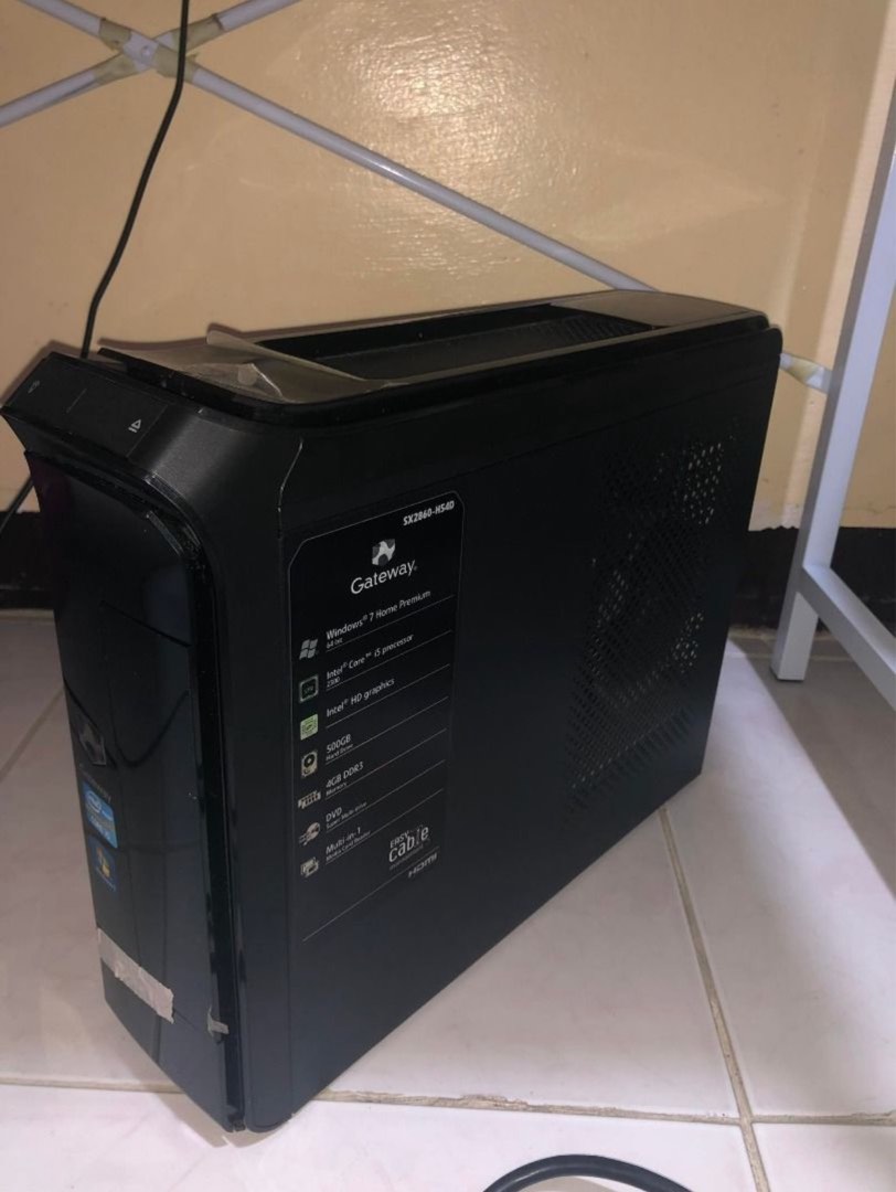 COMPUTER SET (Monitor + CPU), Computers & Tech, Desktops on Carousell