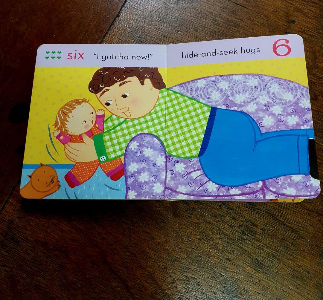 Daddy Hugs by Karen Katz, Hobbies & Toys, Books & Magazines, Children's ...