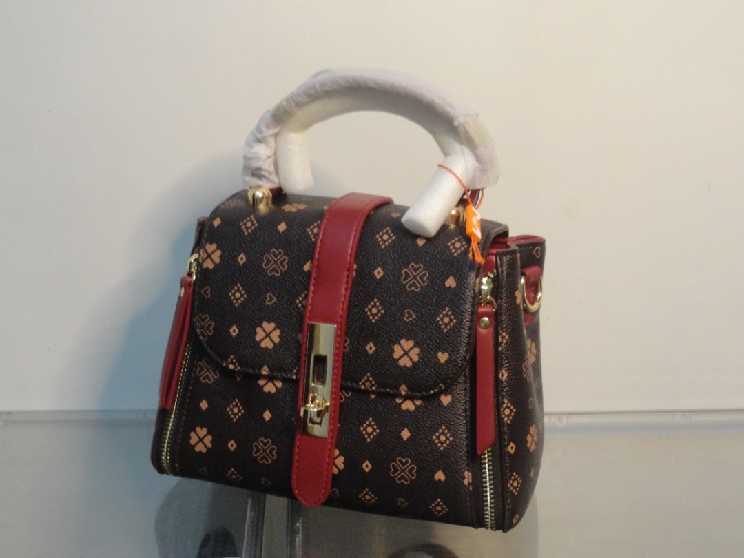 HOWRU Two Way Bag, Women's Fashion, Bags & Wallets, Cross-body Bags on ...