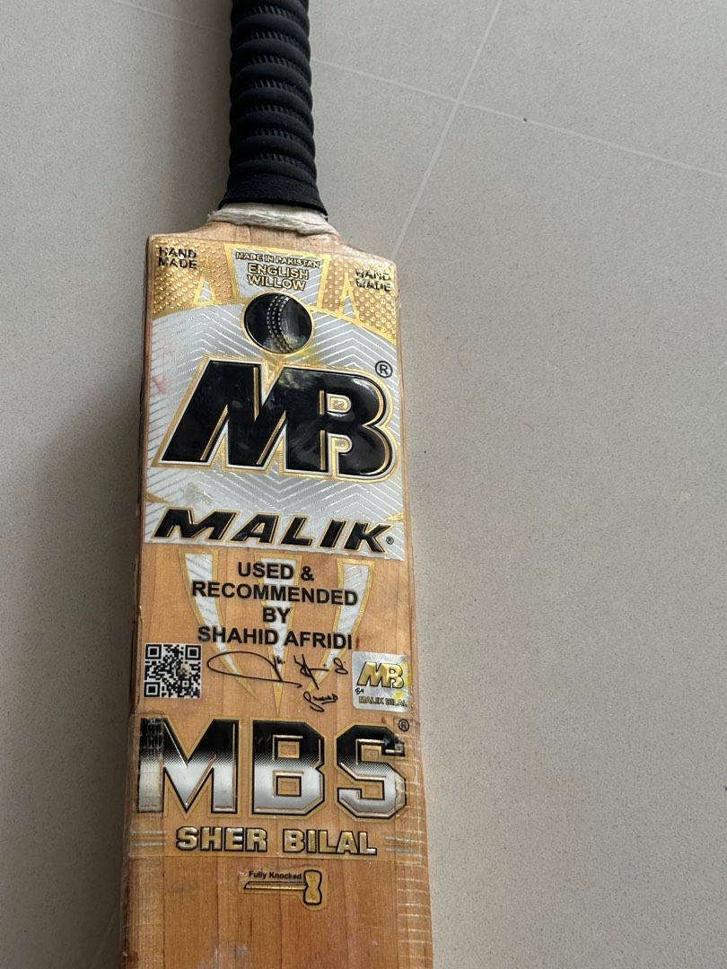 MB MALIK Cricket bat - English willow, Sports Equipment, Other Sports ...
