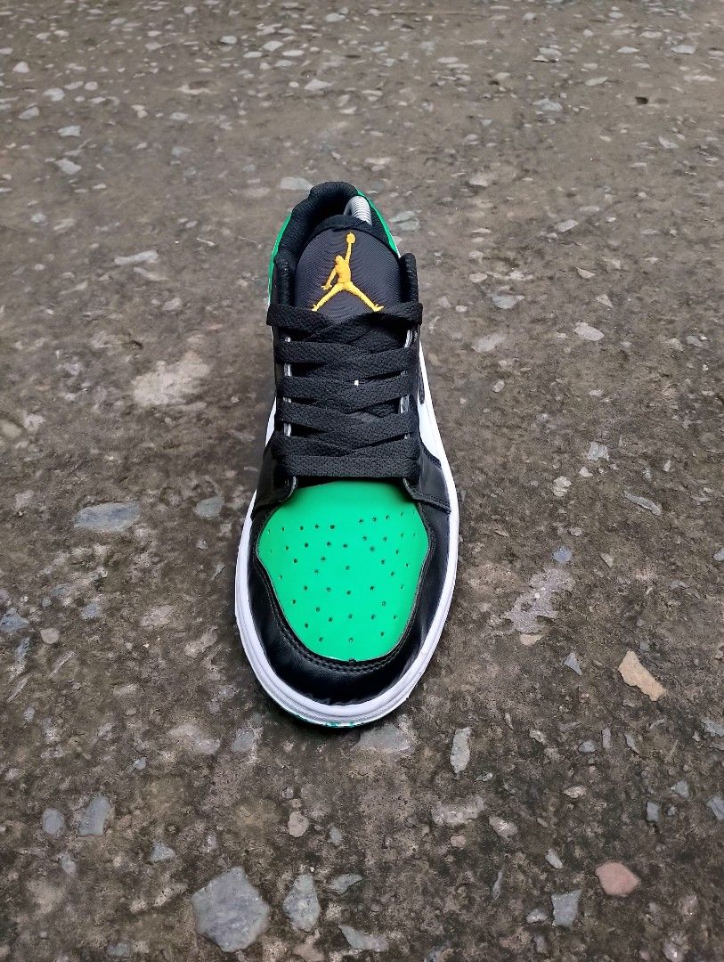 NIKE AIR JORDAN 1 LOW GREEN TOE, Fesyen Pria, Sepatu , Sneakers di ...