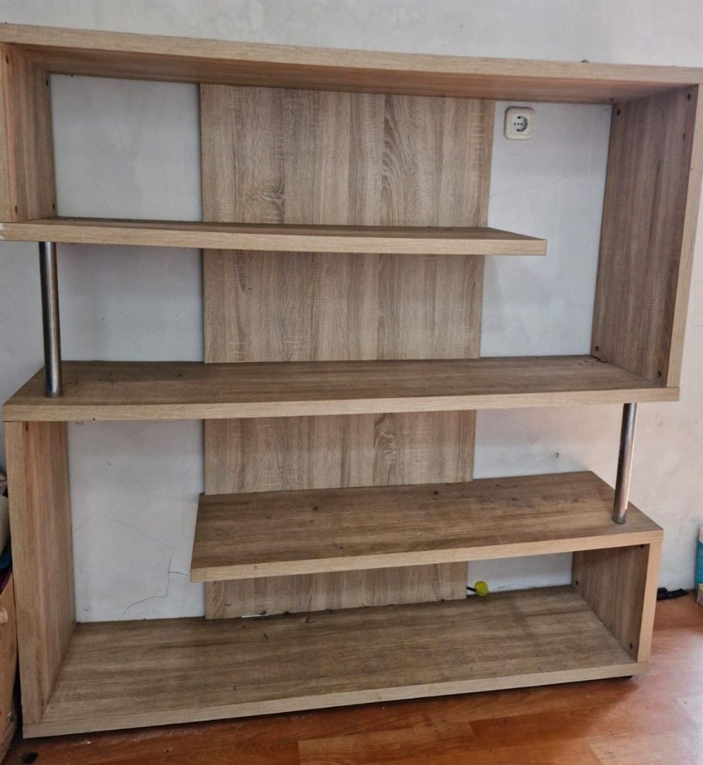 Rak Sekat Partisi Ruang Informa, Perabotan Rumah di Carousell