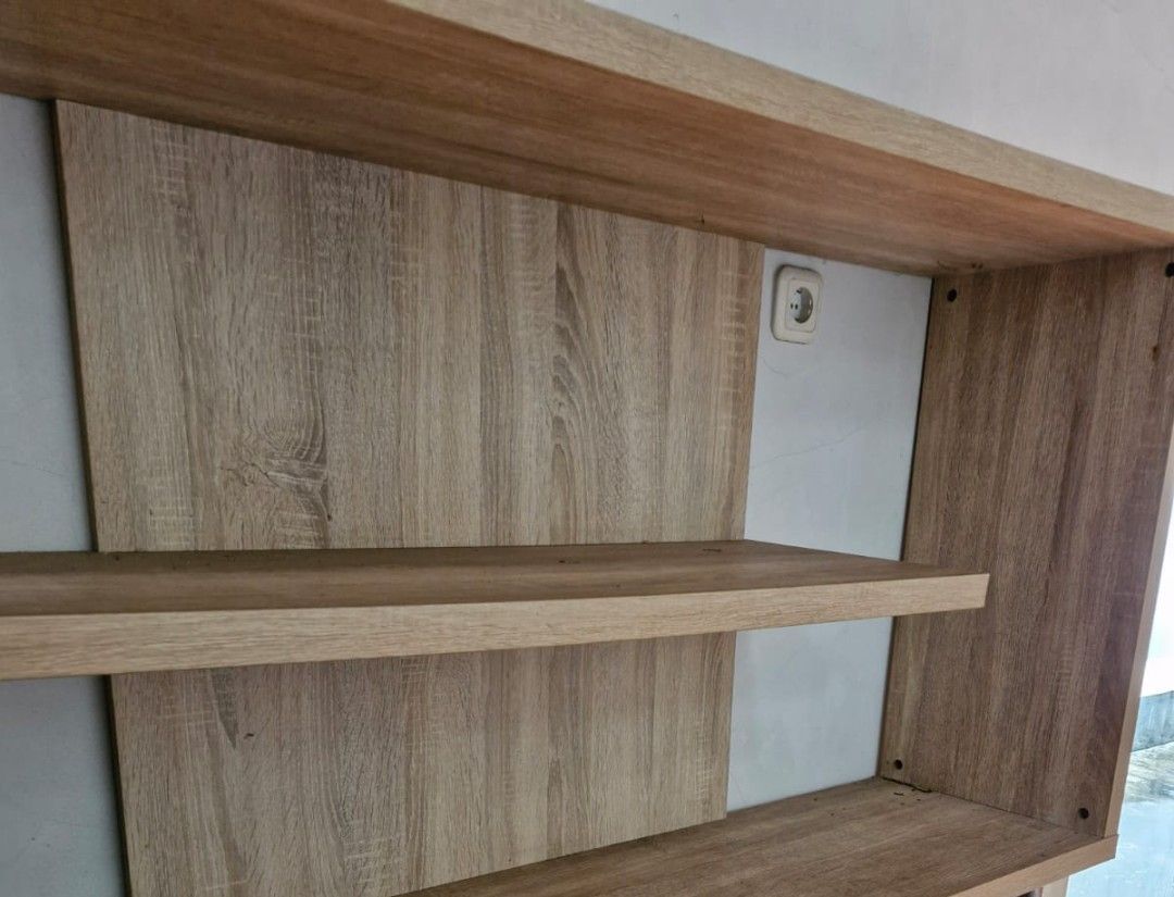 Rak Sekat Partisi Ruang Informa, Perabotan Rumah di Carousell