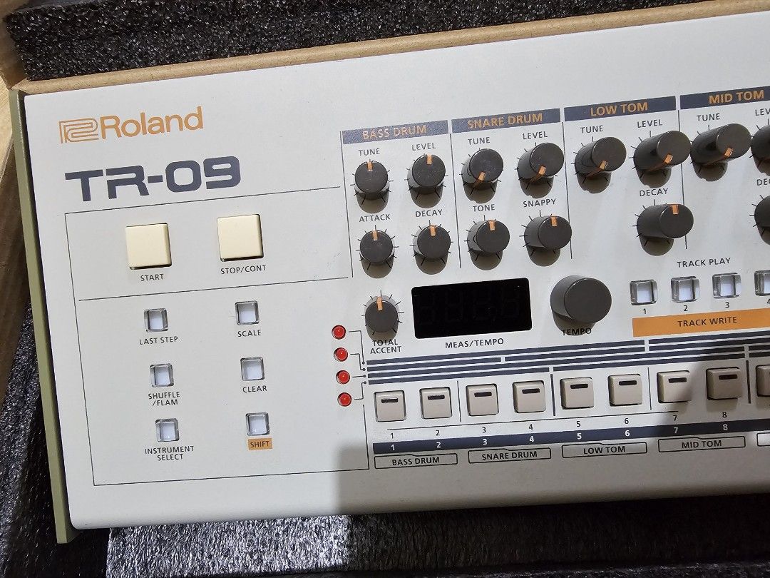 ROLAND TR08 and TR09 Drum Machine. VT-4 Sold already., Audio, Portable ...