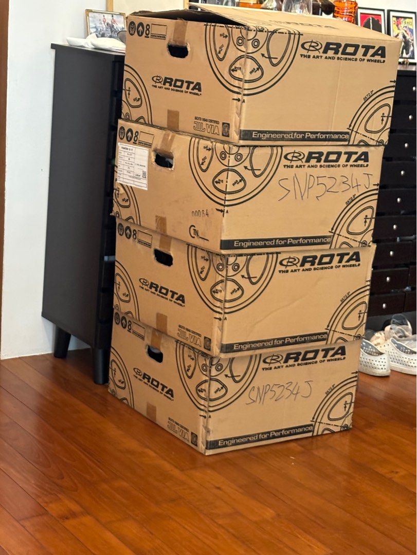 Rota Fighter 10, 17 x 8 (dual PCD 5x112 and 5x100) CE28 **7 kg*, Car ...