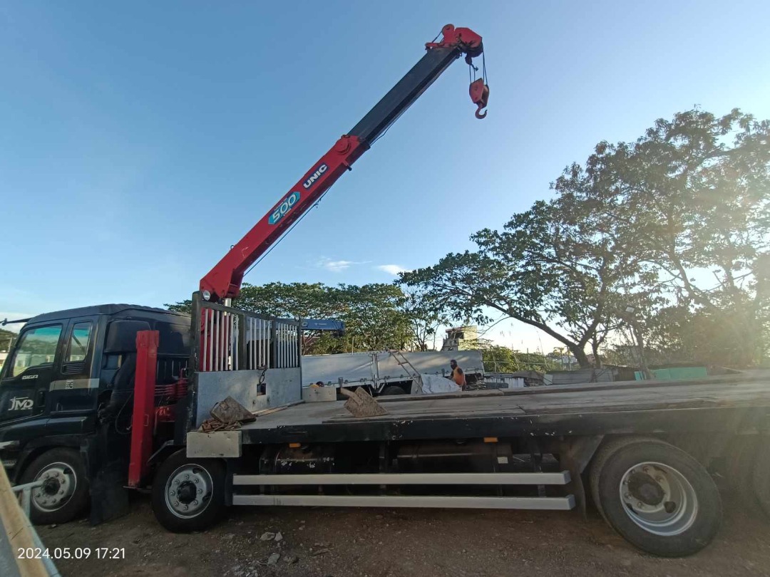 SELF LOADER TRUCK WITH BOOM, Commercial & Industrial, Construction ...