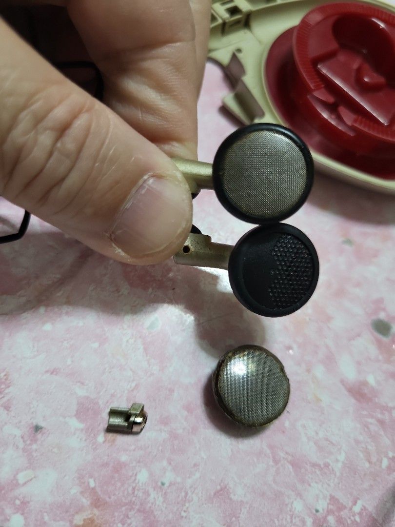 SONY MDR-E484 and E806(請留意內文介紹), 音響器材, 耳機 - Carousell