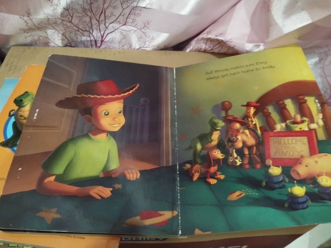 Toy story, Hobbies & Toys, Books & Magazines, Children's Books on Carousell