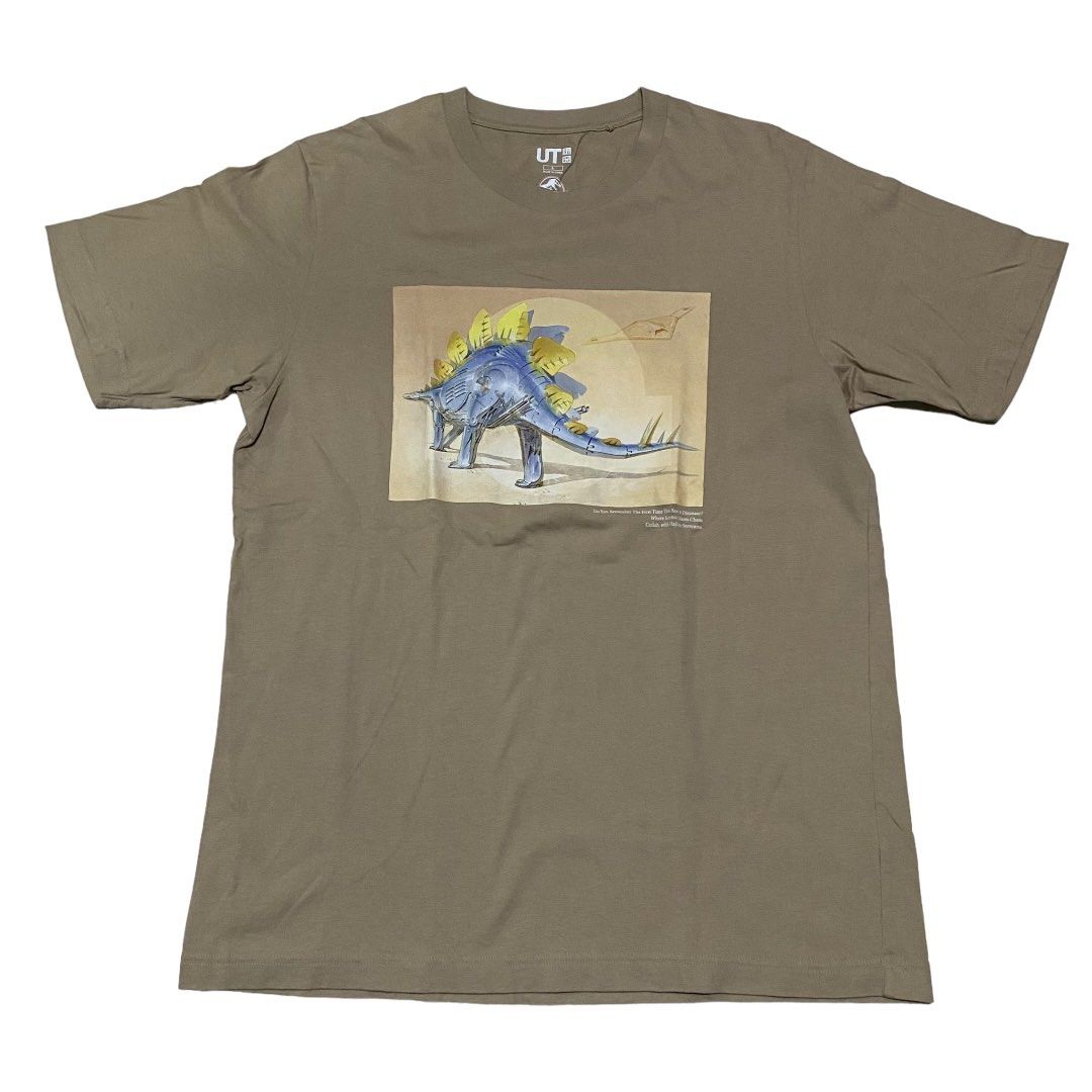 Uniqlo jurassic park hajime sorayama dinosaur tee, Fesyen Pria, Pakaian ...