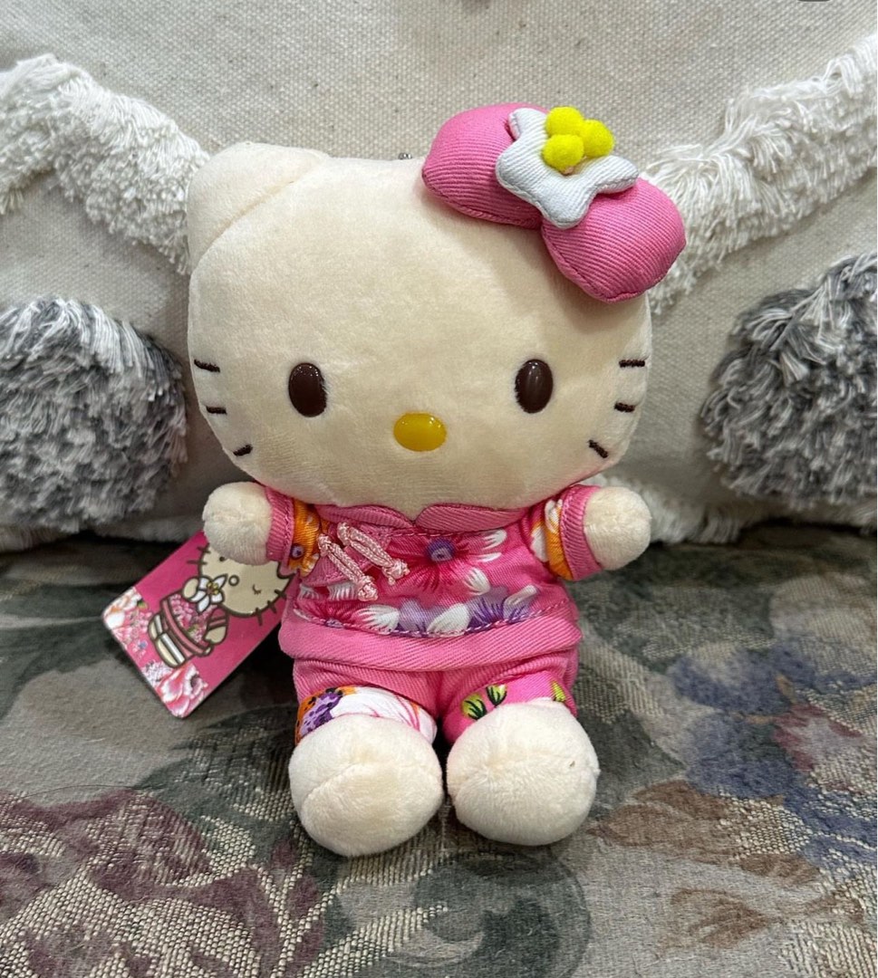 Authentic sanrio hello kitty eva air exclusive plush charm 6”, Hobbies ...