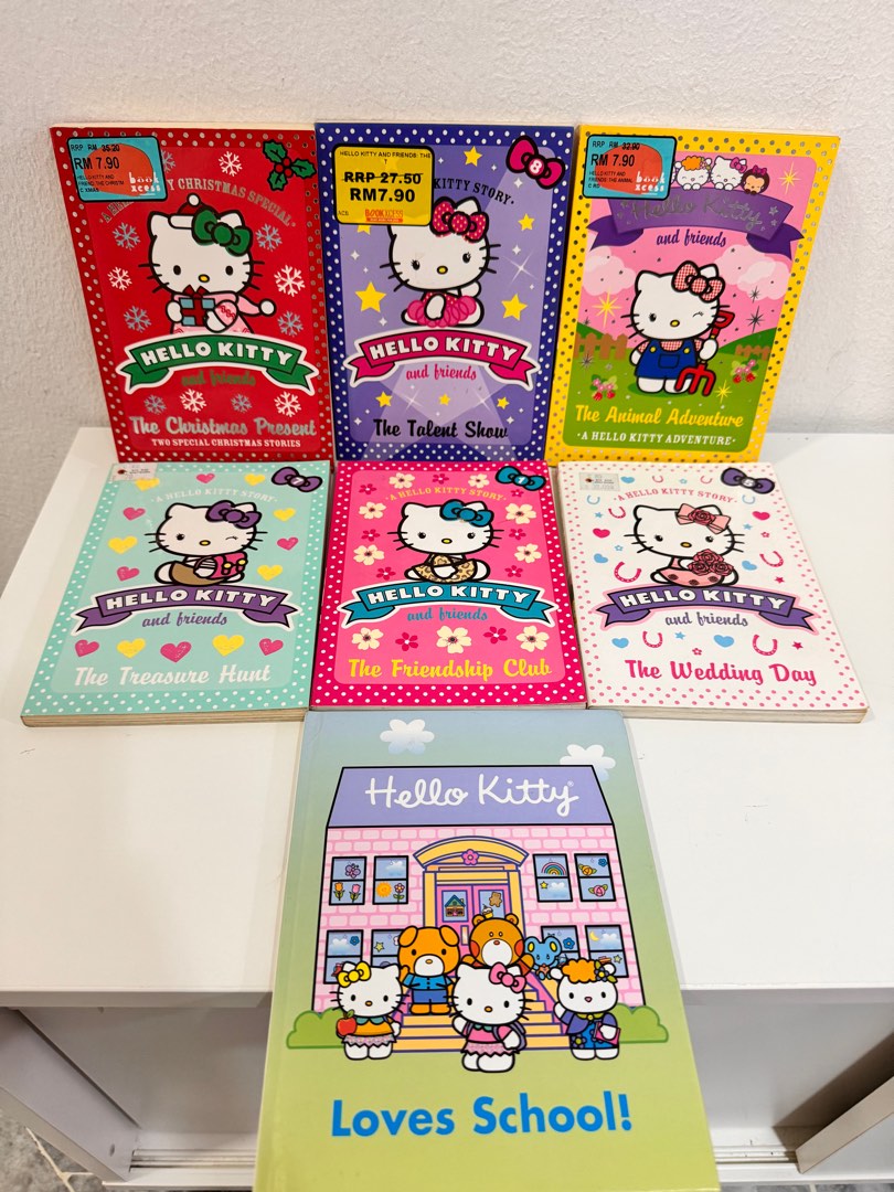 [Book Set] Hello Kitty Young Readers, Hobbies & Toys, Books & Magazines ...