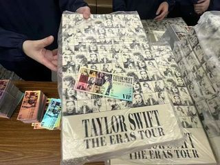 Taylor Swift Eras Tour Concert VIP Merchandise 2024 Authentic, Tickets ...