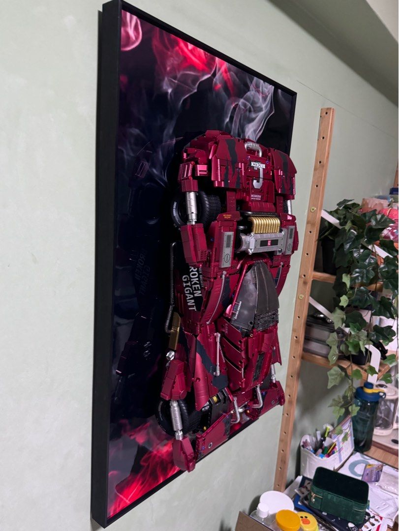 Broken Gigant with custom frame for wall hung display, Hobbies & Toys ...
