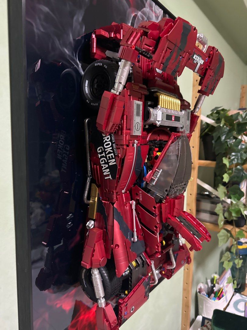 Broken Gigant with custom frame for wall hung display, Hobbies & Toys ...